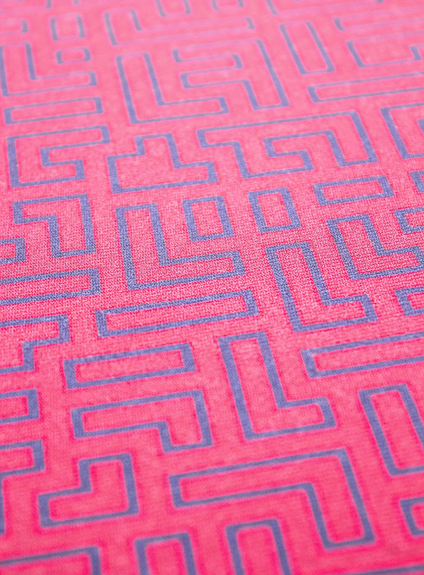 Modern Labyrinth Pocket Square – Peter Jackson